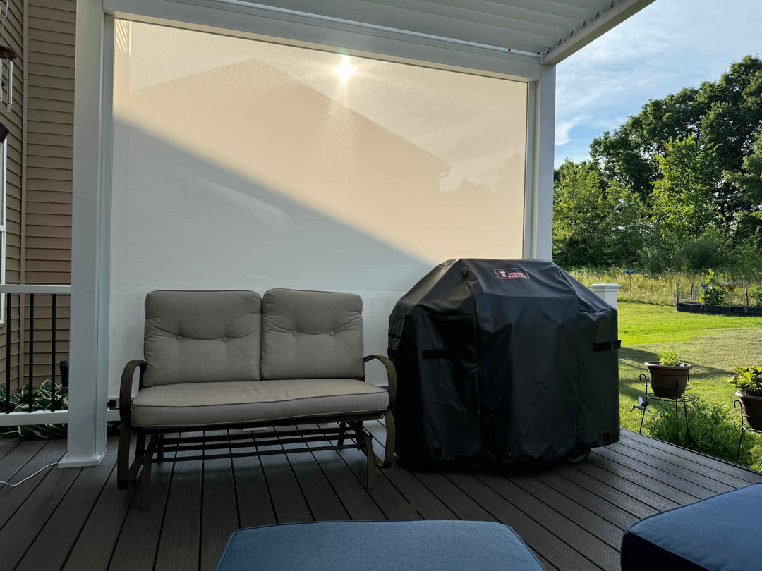 Wind-Resistant Screen - Villa Pergola at BON Pergola