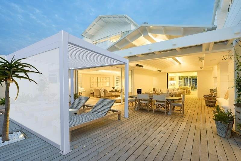 Wind-Resistant Screen - Villa Pergola at BON Pergola